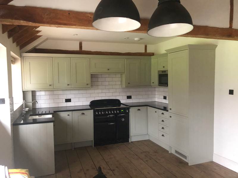 Modern Grey Matt Shaker Kitchen Rangemaster Appliances 1297 | Used ...