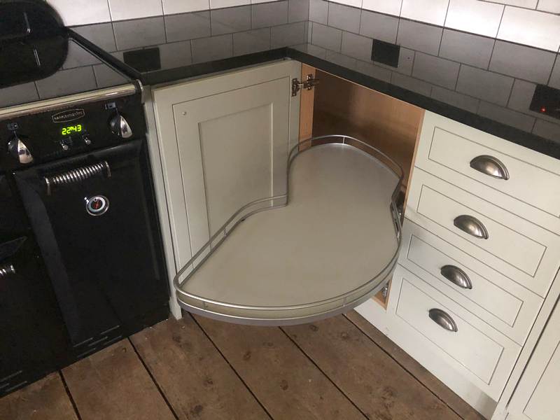 Modern Grey Matt Shaker Kitchen Rangemaster Appliances 1297 | Used ...