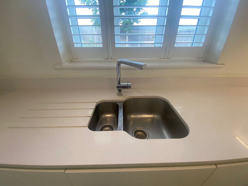 Hacker Modern Matt White Handless Channel Rail Kitchen - 3831833 | Used ...