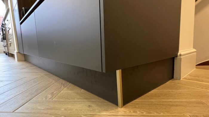 Ex Display Hacker Porto Handless Graphite & Walnut Boot Room Nook ...