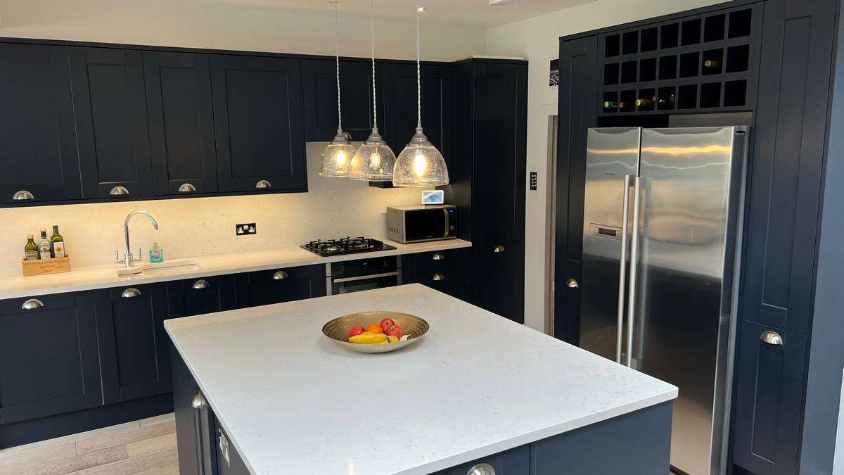 Howdens Kitchens | Ex Display & Pre Loved