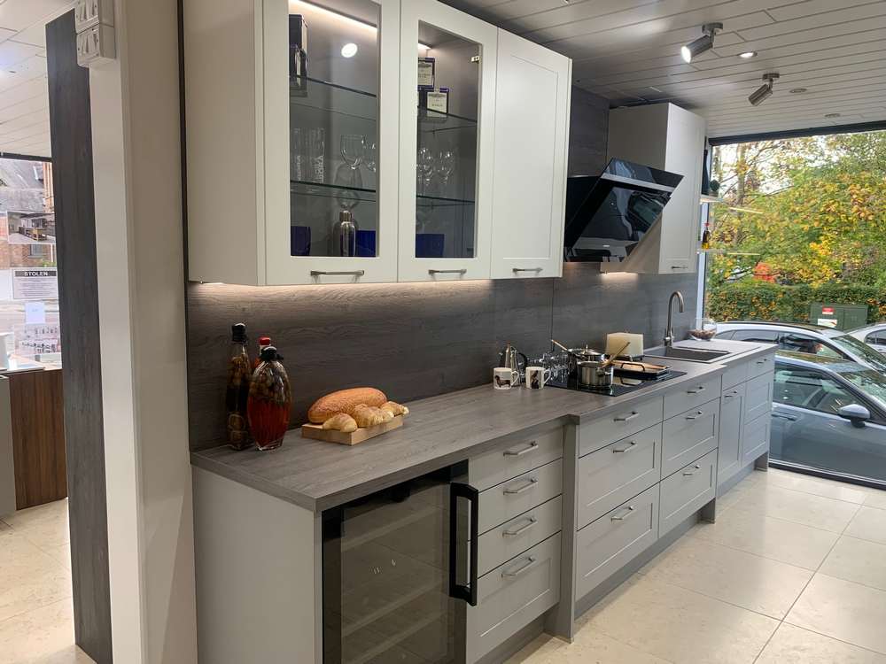 Ex Display Hacker Lotus Pear Grey - White - Graphite Kitchen - 3832332 ...
