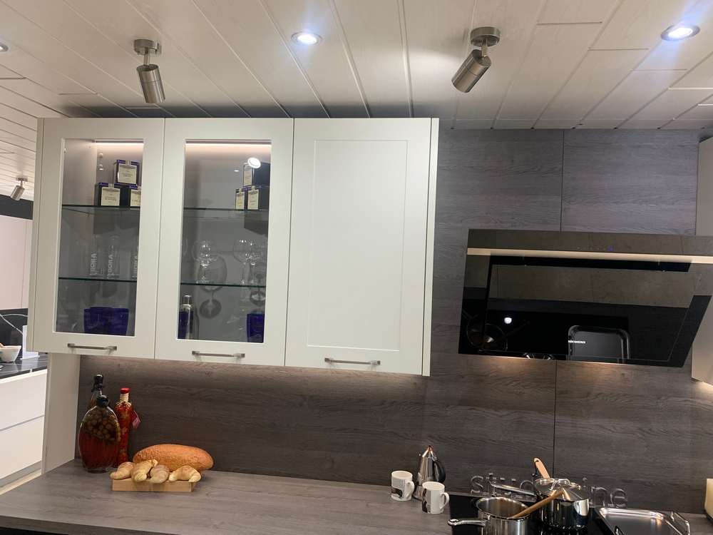 Ex Display Hacker Lotus Pear Grey - White - Graphite Kitchen - 3832332 ...