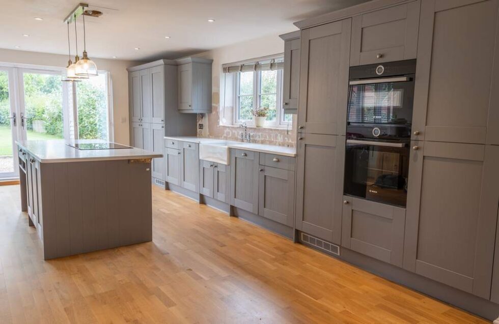 Wren Dusk Grey Shaker Kitchen + Matching Island & Breakfast Bar ...