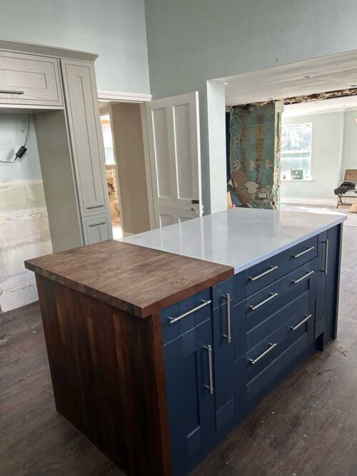 Large Stone Grey Shaker Kitchen and Island – Quartz Worktops - 3833002 ...