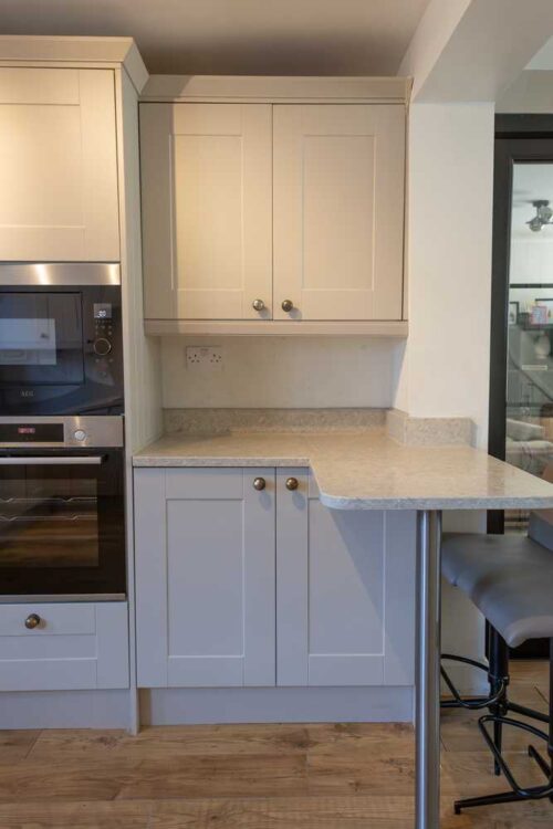 Wren Stone Grey - Cashmere Shaker Kitchen with Breakfast Bar - 3832996 ...