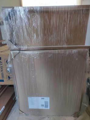 New Boxed Magnet Ambleside Brushed Steel Handled Shaker Kitchen inc ...
