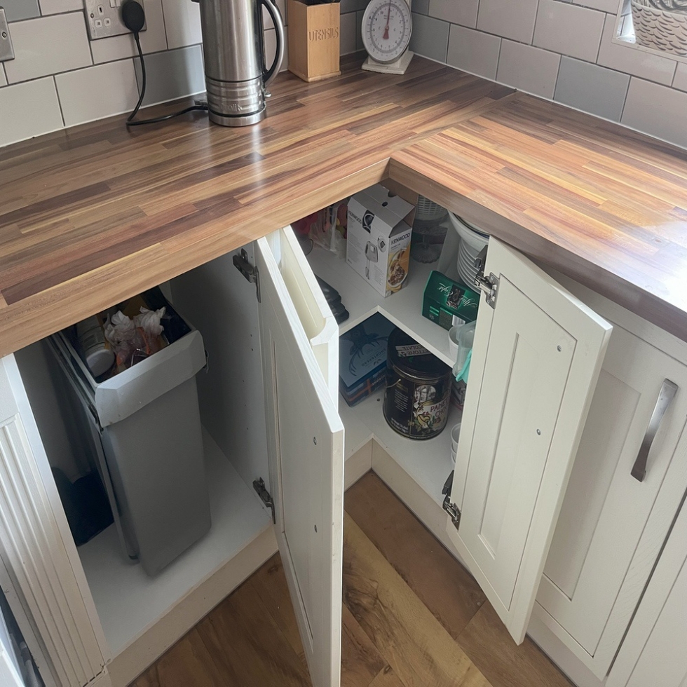 Howdens Kitchens | Ex Display & Pre Loved