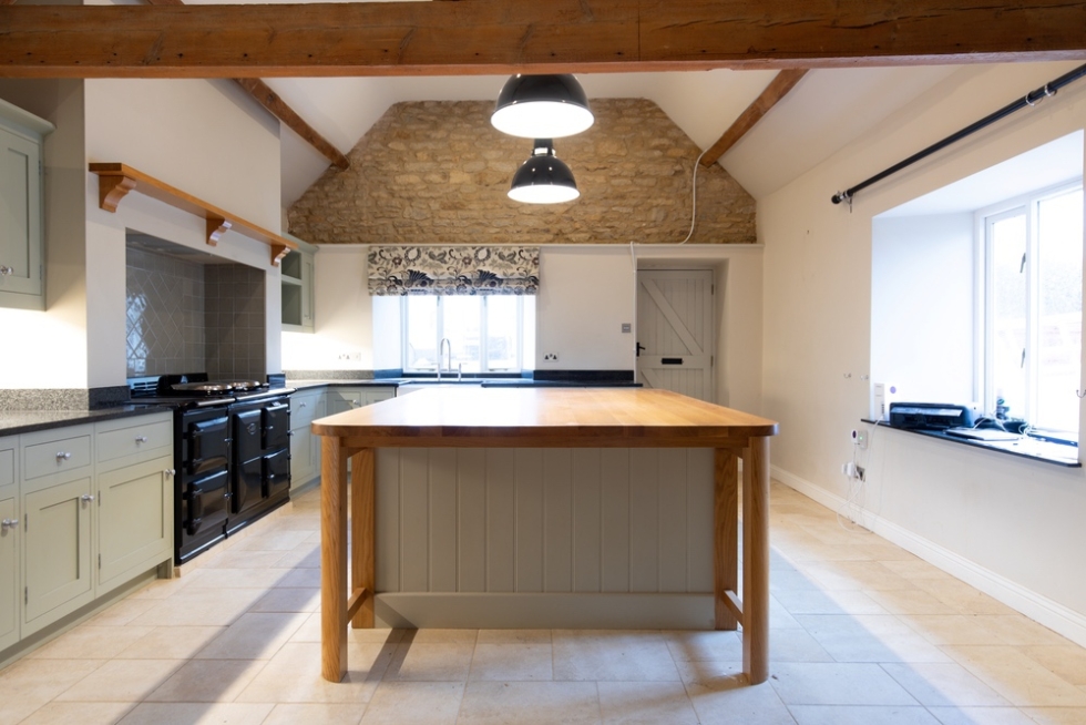 Bespoke Pale Green Dovetail Joint Shaker Kitchen with Large Island ...