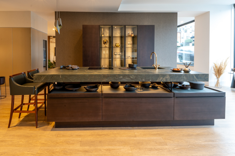 Ex-Display Poggenpohl +MODO Eucalyptus Kitchen with Large Island ...