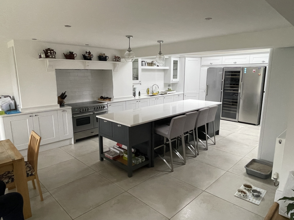 Large Stone Grey Shaker Kitchen with Large Graphite Grey Island ...